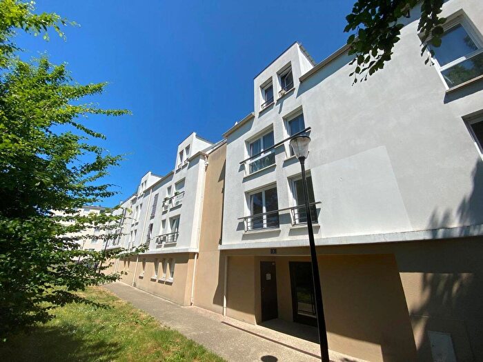 Appartement à louer - Guynemer-Mermoz, Taverny - 3 pièces - 2 chambres