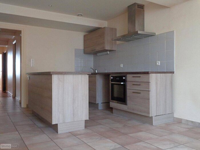 Appartement 4 pièces à Ecusson-Ile Saint Laurent, Chalon-sur-Saône, à louer