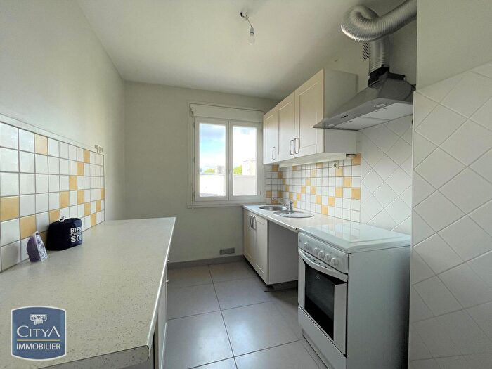 Appartement 3 pièces à Tours, Beaujardin, à louer