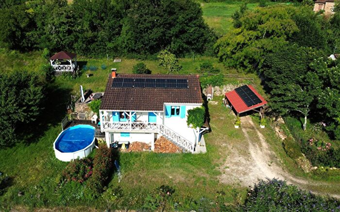 Maison à vendre - Coux-et-Bigaroque - 4 pièces - 3 chambres