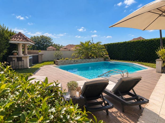 Maison 4 pièces à Siros, à vendre
