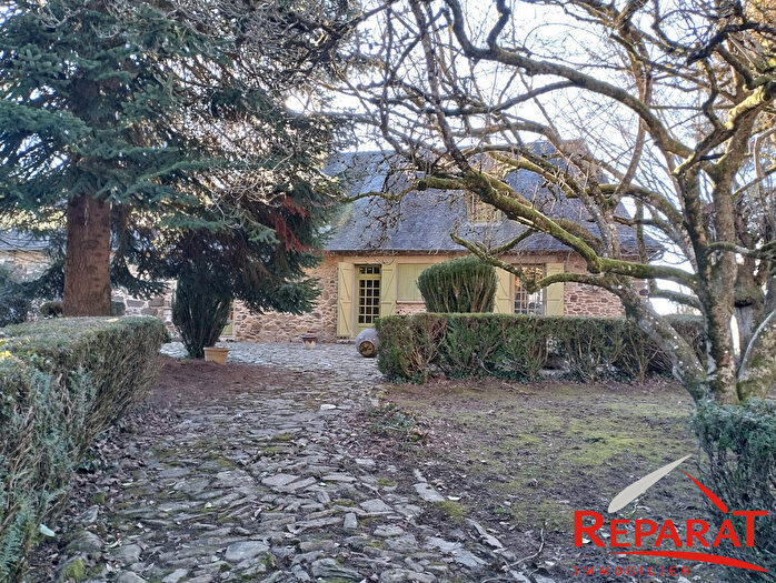 Maison à vendre - Perpezac-le-Noir - 6 pièces - 3 chambres