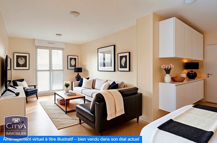 Appartement à vendre - Saint-Cyr-sur-Loire, République, Fosses Boissées, Hôtel de ville - 3 pièces - 3 chambres