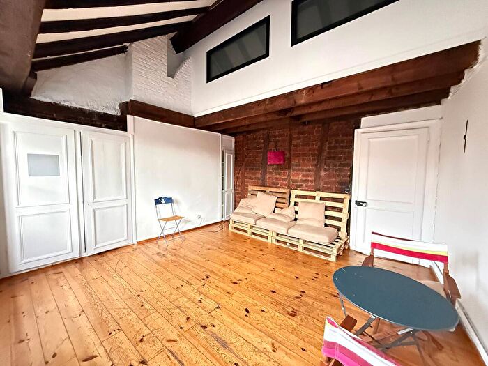 Vieux Lille : Appartement 4 pièces à louer