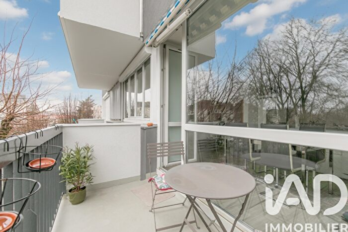 Appartement à vendre - Neuilly-sur-Marne, Fauvettes Sud - 4 pièces - 3 chambres