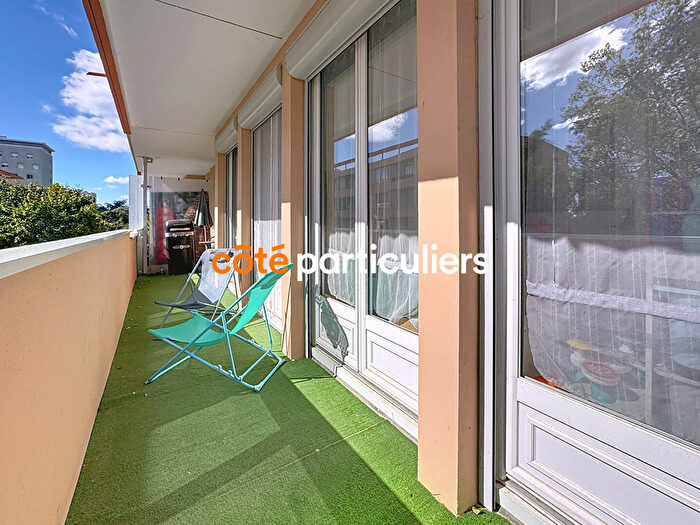 Appartement à vendre - Chenôve, Chenôve - 4 pièces - 2 chambres