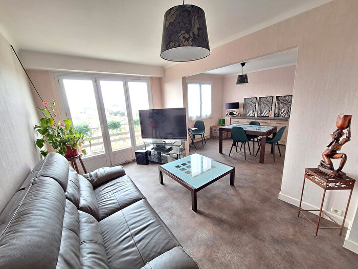 Appartement à louer - Les Sables-dOlonne, Les Roses, Route du Château dOlonne - 3 pièces - 2 chambres
