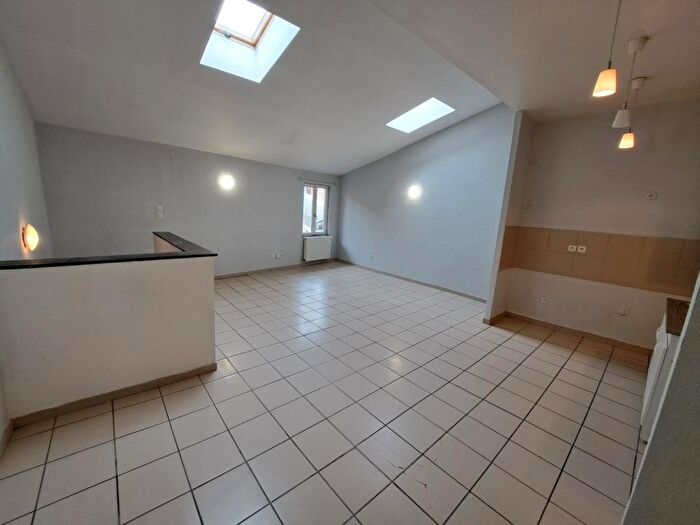 Appartement 3 pièces à Beaurepaire, à louer