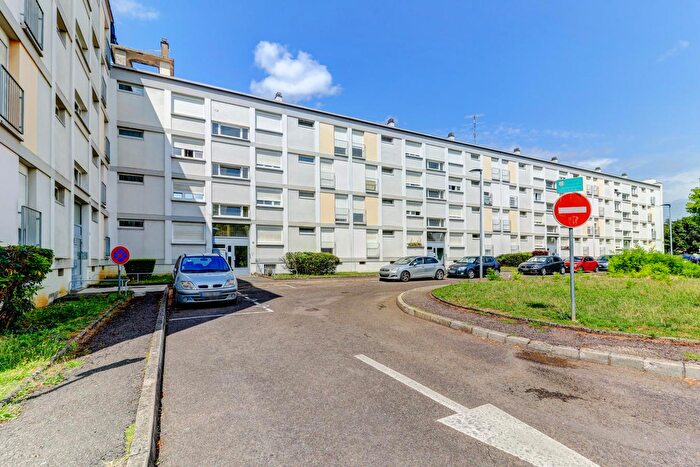 Appartement 5 pièces à louer à Longvic