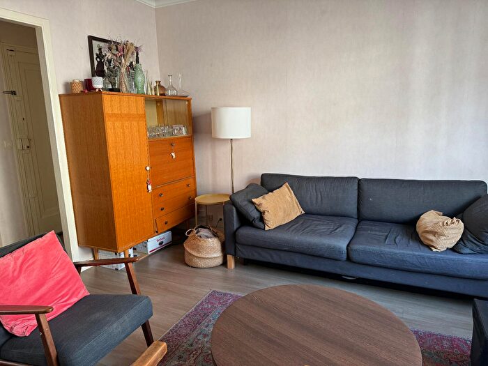 Appartement 3 pièces à louer à Quartiers Centre, Saint-Hélier, Gare