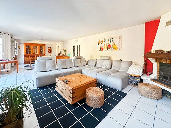Maison 7 pièces à Verrières-le-Buisson, Salvert, Marienthal, Vaupéreux, Bois des Verrières, à vendre