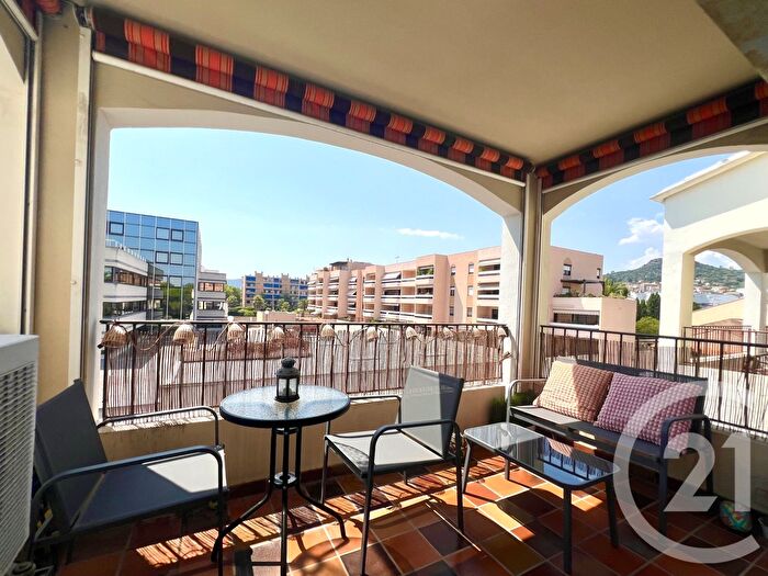 Hyères, Pyanet : Appartement 3 pièces à vendre