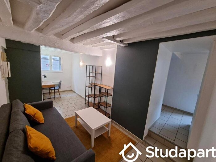 Appartement à louer - Saint Marc-Croix de Pierre-Saint Nicaise, Rouen - 2 pièces - 1 chambre