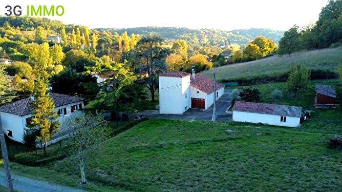 Bon-Encontre - Maison 10 pièces à vendre