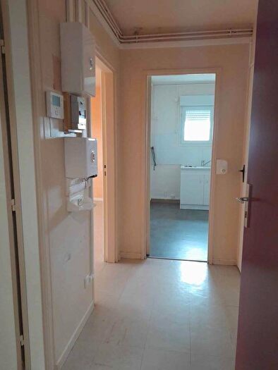 Appartement à louer - Bas Clos-Nord Est, Saint-André-les-Vergers - 2 pièces - 1 chambre