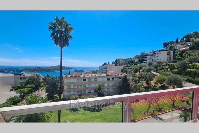 Appartement 4 pièces à louer à Col de Villefranche, Villefranche-sur-Mer