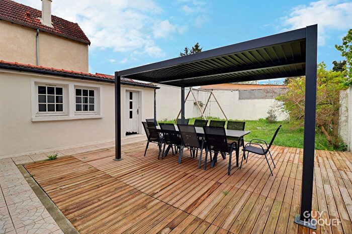 Maison à vendre - Morsang-sur-Orge, Cachin - 7 pièces - 5 chambres