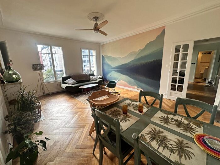 Appartement 5 pièces à Rouen, Pasteur, à vendre