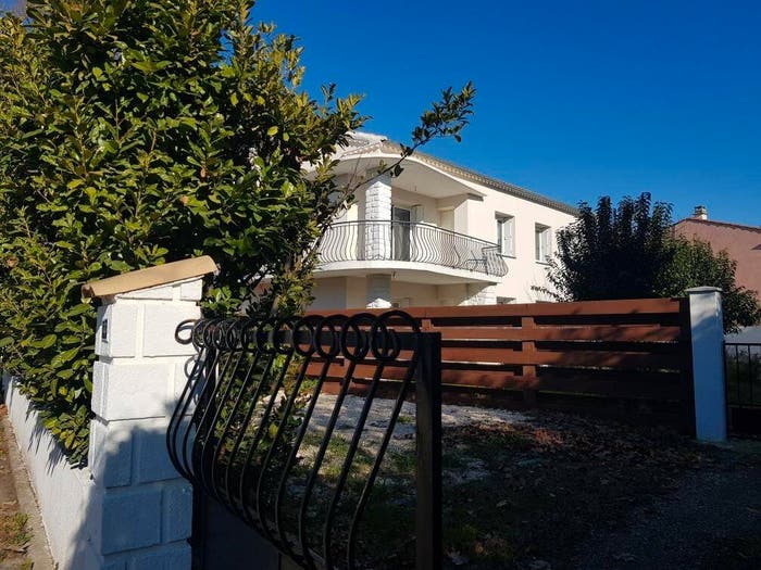 Appartement 4 pièces à louer à Rodilhan
