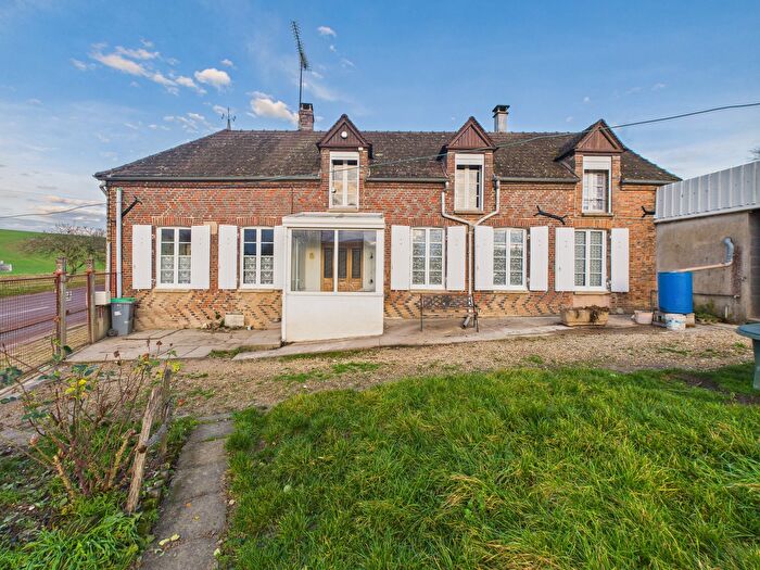 Maison à vendre - Planty - 4 pièces - 2 chambres