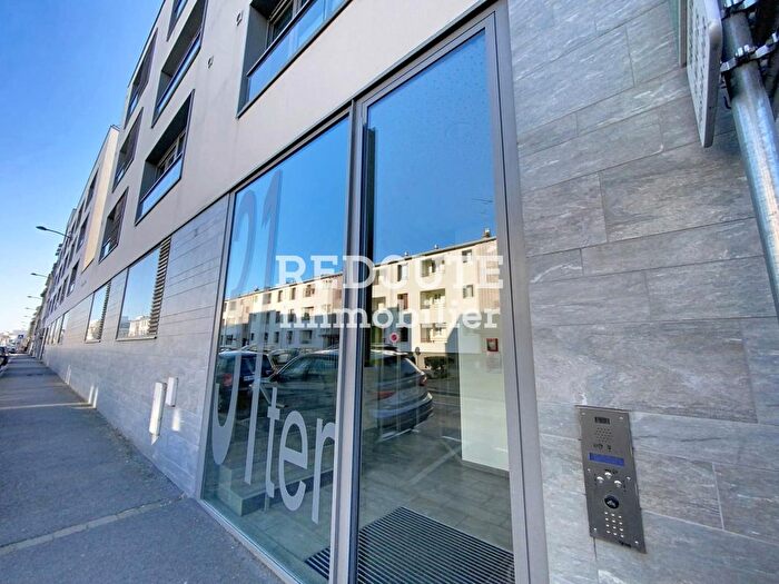 Appartement à vendre - Reims, Centre-ville - 2 pièces - 1 chambre