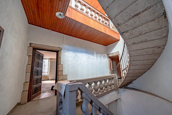 Maison à vendre - Les Vans - 12 pièces - 7 chambres