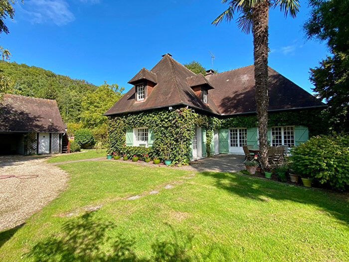 Maison à vendre - Arnières-sur-Iton - 9 pièces - 5 chambres