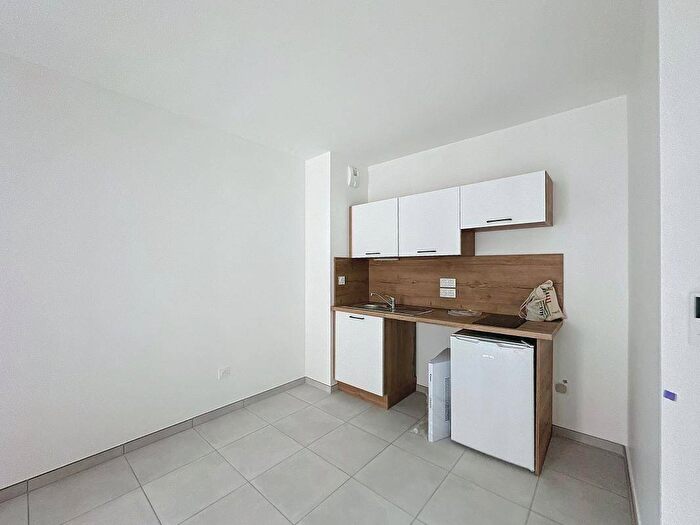 Appartement à louer - Ilot Er Mai, Clermont-Ferrand - 1 pièce