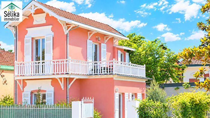 Arcachon, Centre-ville, La Chapelle, Gare - Maison 4 pièces à vendre