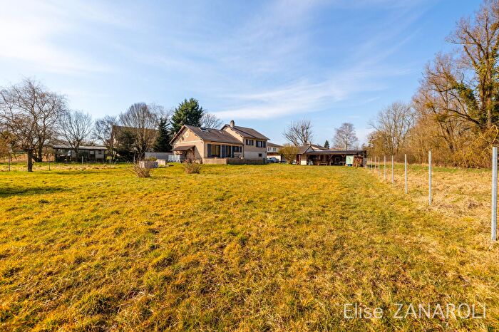 Maison à vendre - Roussy-le-Village - 5 pièces - 4 chambres