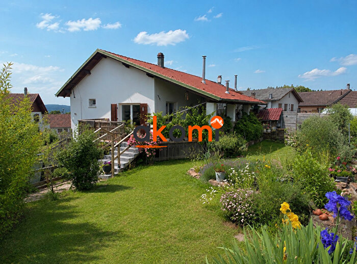 Maison 5 pièces à Le Puid, à vendre