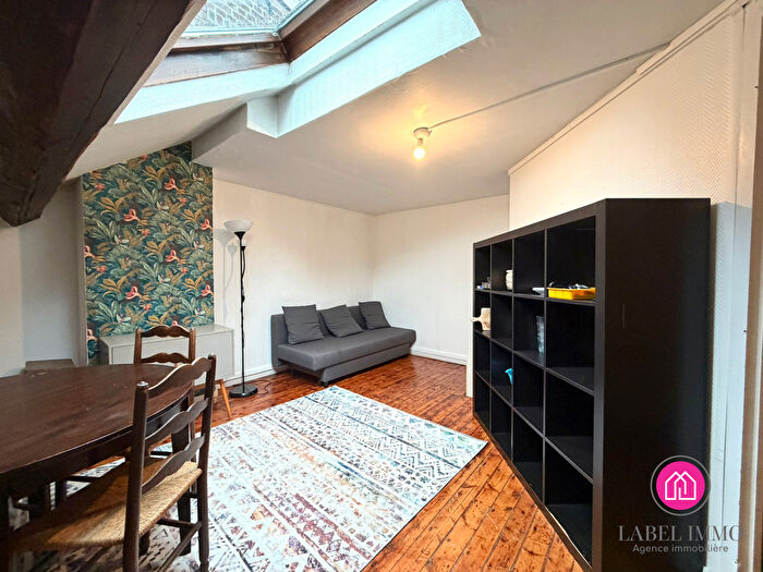 Appartement à louer - Valenciennes, Nungesser, La Briquette, Fb de Cambrai - 3 pièces - 2 chambres