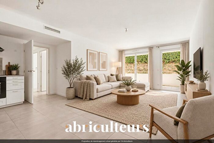 Appartement 3 pièces à Rousset, à vendre