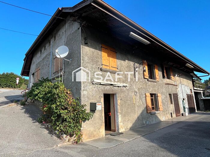 Maison 4 pièces à Poisy, à vendre