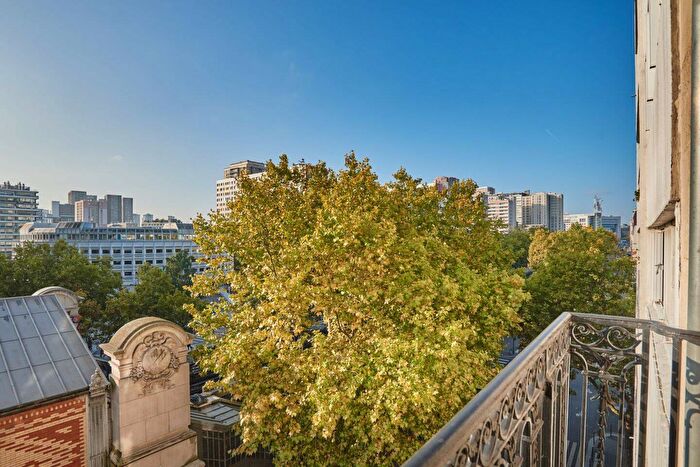 Appartement à louer - Salpêtrière-Austerlitz, Paris ème - 5 pièces - 4 chambres