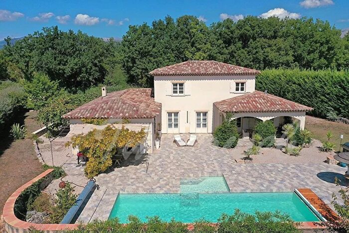 Maison à vendre - Callian - 5 pièces - 4 chambres