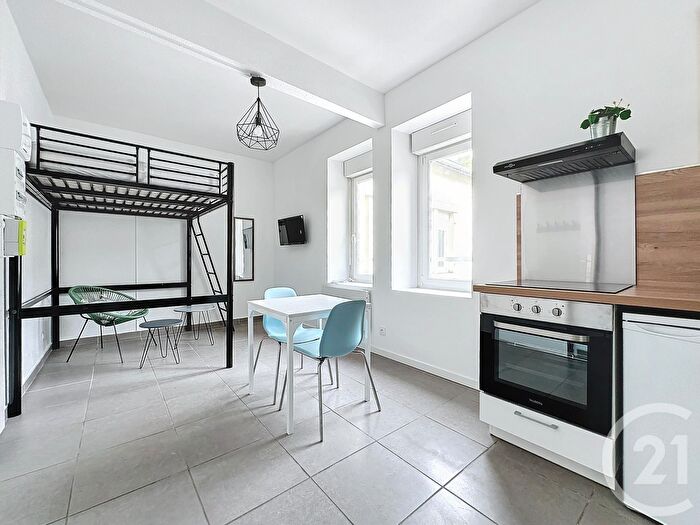 Appartement 1 pièce à Sochaux, à louer