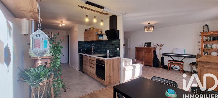 Appartement à vendre - Domène - 3 pièces - 2 chambres