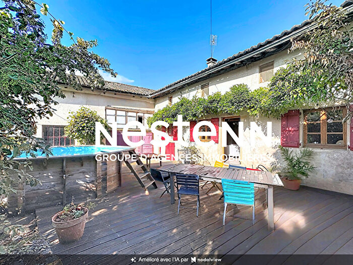 Maison 9 pièces à vendre à Feillens