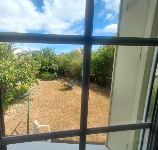 Maison 5 pièces à vendre à Osny, Liviliiers, Ennery, Zone Commerciale l'Oseraie