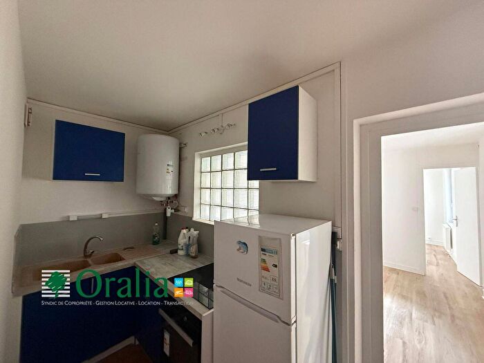 Appartement à louer - Nord Ouest, Tarare - 2 pièces - 2 chambres