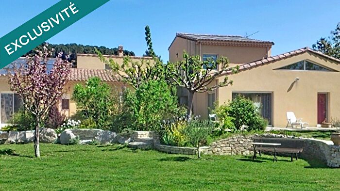 Maison 7 pièces à vendre à Cadenet