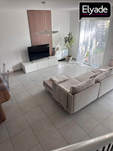 Maison à vendre - Le Cannet-des-Maures - 4 pièces - 3 chambres