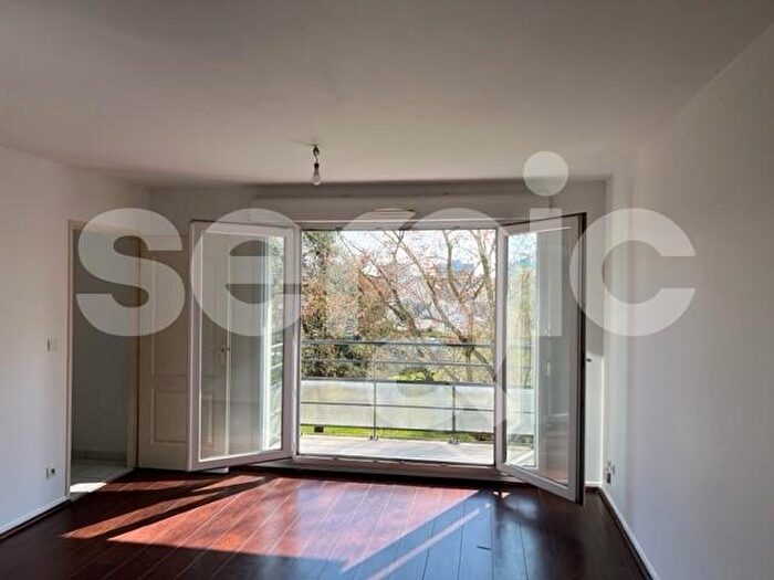 Appartement à louer - Wasquehal, Centre-ville, Pharos, Site Saint-Nicolas - 3 pièces - 2 chambres