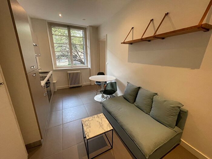 Tête dOr, Lyon 6ème arrondissement : Appartement 1 pièce à louer