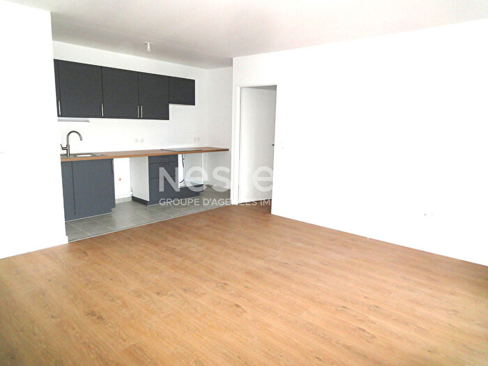 Appartement à louer - Reims, Barbâtre - 3 pièces - 2 chambres