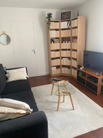 Appartement à louer - Orléans, Carmes - 2 pièces - 1 chambre