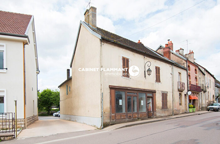 Maison à vendre - Vitteaux - 6 pièces - 4 chambres