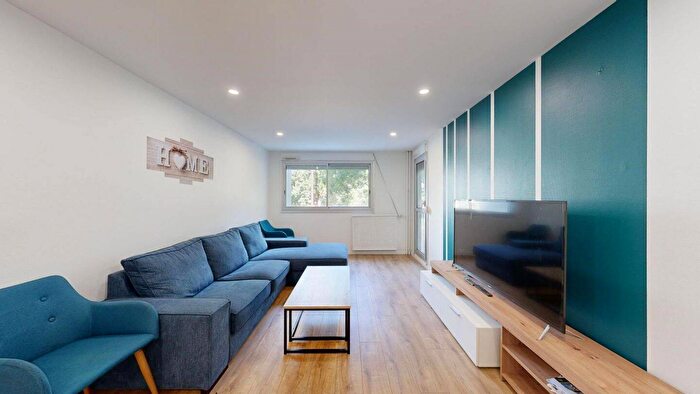 Appartement à louer - Bellefontaine, Toulouse - 5 pièces - 4 chambres