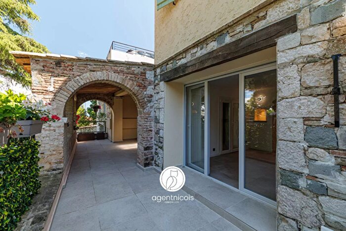 Appartement à vendre - Saint-Laurent-du-Var, Jacquons, Plateaux Fleuris - 5 pièces - 4 chambres